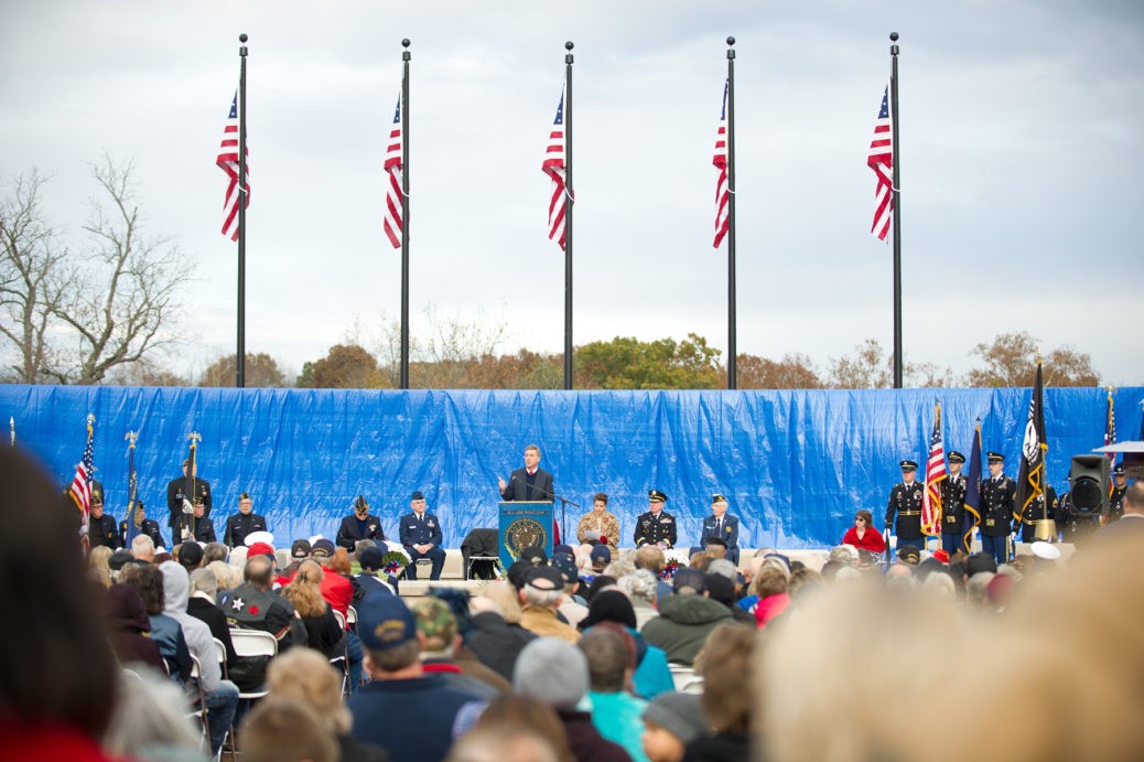 Veterans Memorial Freedom Wall - Radiance Glass