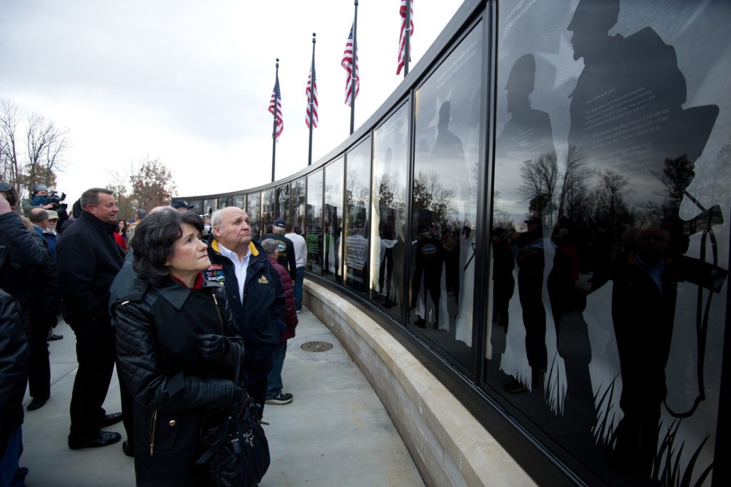 Veterans Memorial Freedom Wall - Radiance Glass