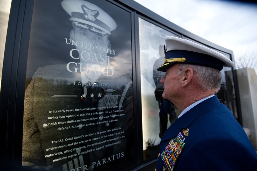 Veterans Memorial Freedom Wall - Radiance Glass